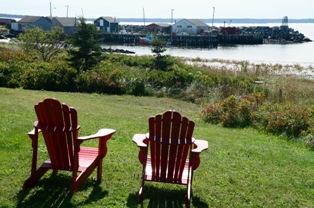 Captain's Quarters | Welcome | Hunts Point, Nova Scotia, Canada